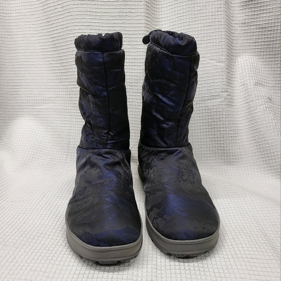 Bogs | Shoes | Bogs Durafresh Waterproof Boots Women Quilted Blue Black ...